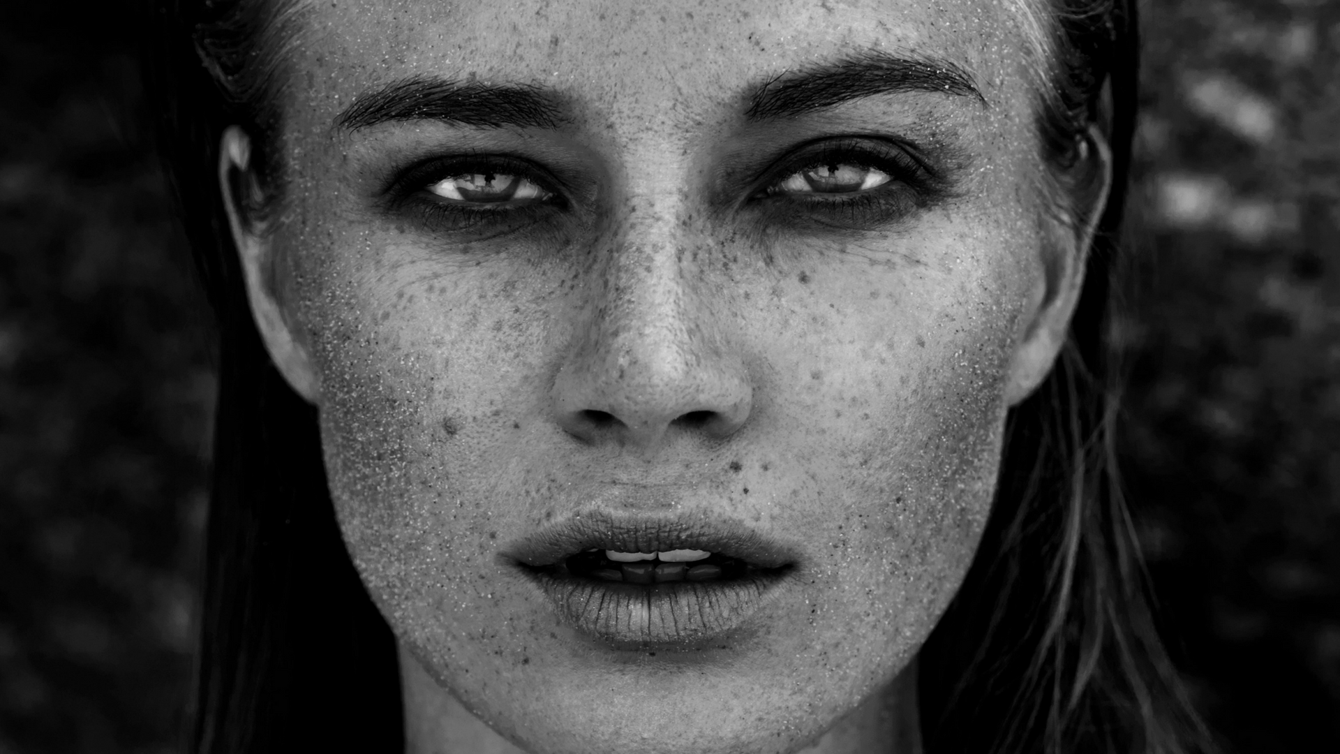 THE GIRL BEHIND THE POST - Model.Life.